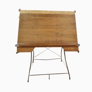 Discover Vintage Work Tables & Workbenches | Online at Pamono