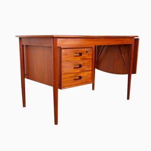 Vintage Desks Online Shop | Shop Vintage Desks & Tables at PAMONO