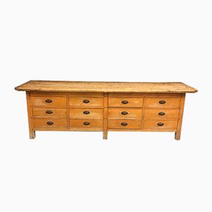 Discover Vintage Work Tables & Workbenches | Online at Pamono