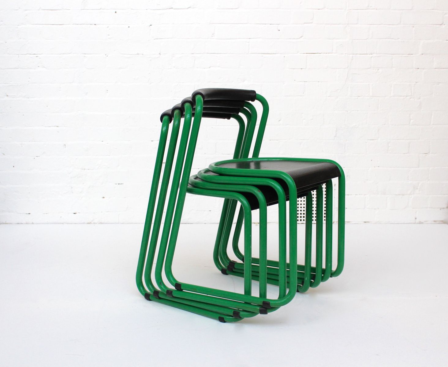 Italian Stackable Metal Chairs from Aeron, 1980s, Set of 4 for sale at ... Italian Stackable Metal Chairs from Aeron, 1980s, Set of 4 for sale at ...