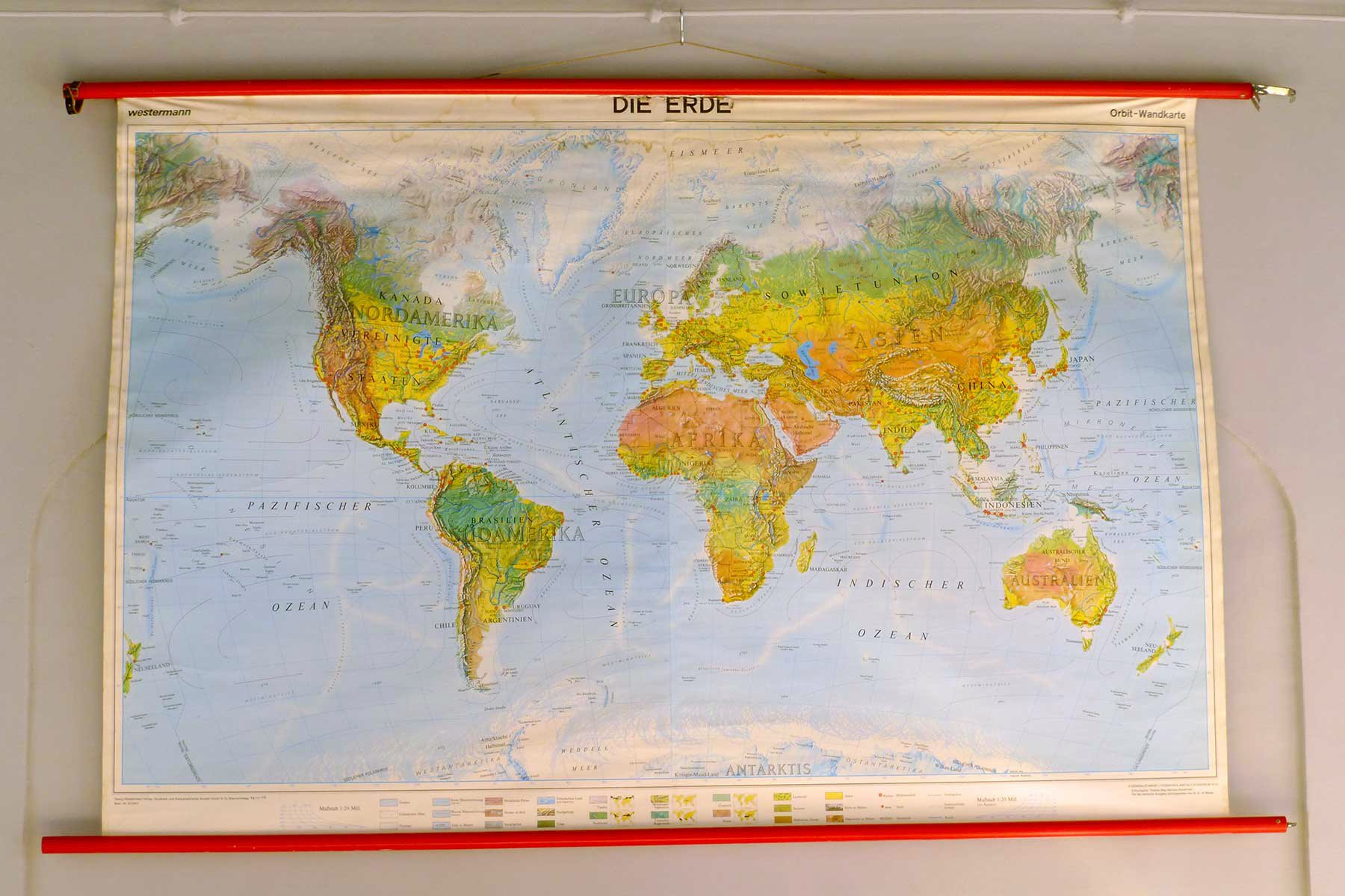 German World Map, 1976 for sale at Pamono